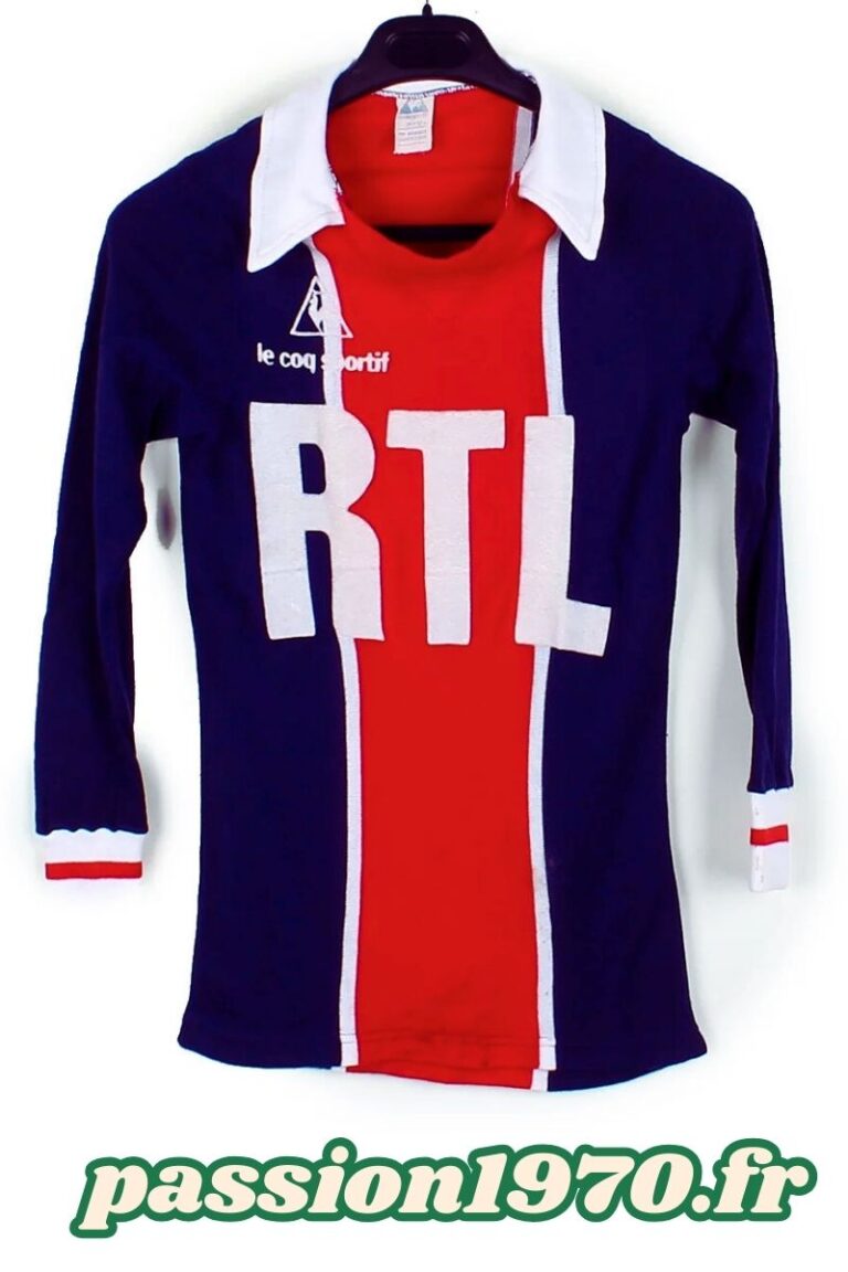 Maillot du PSG 1980 : Le modèle de Daniel Hechter